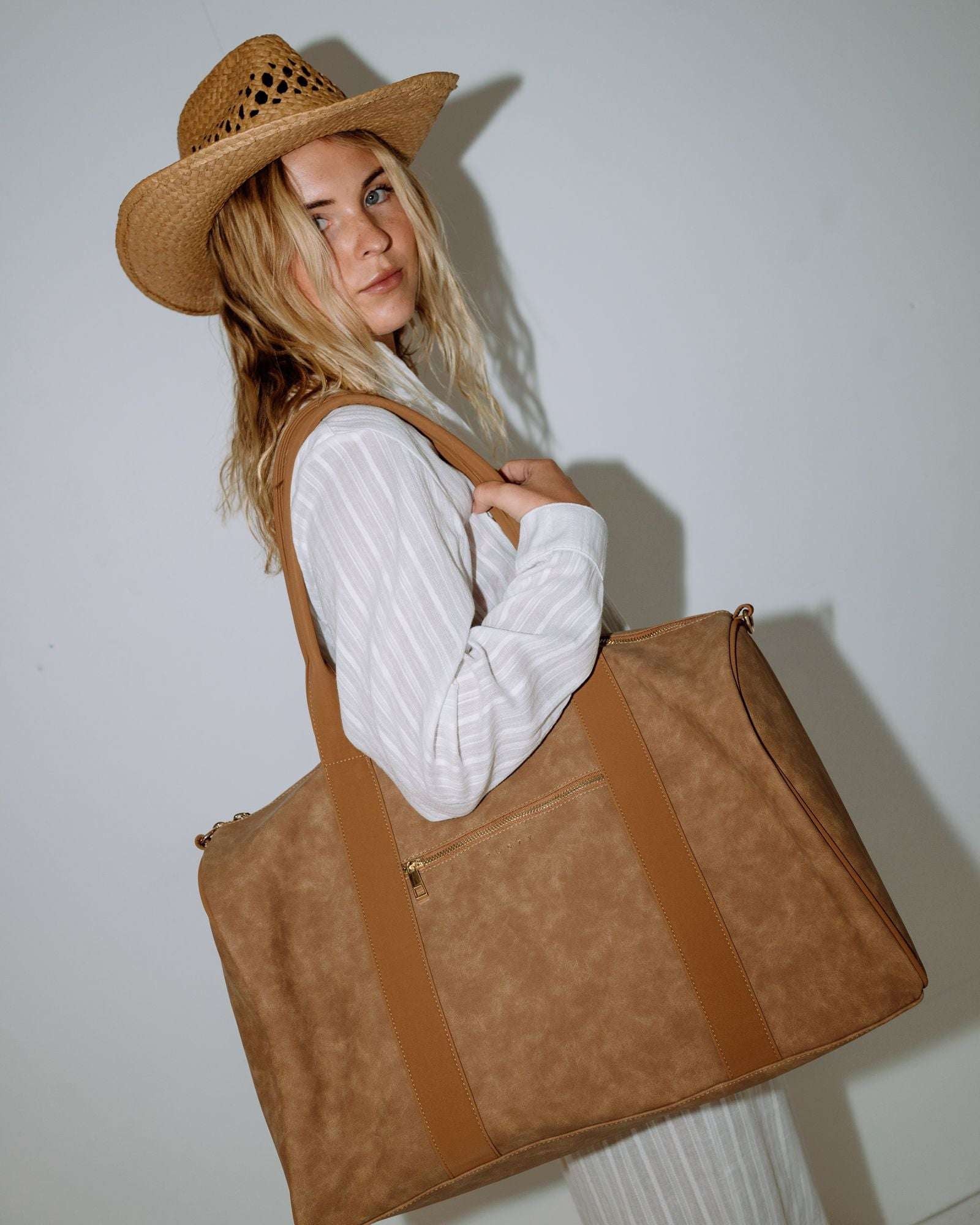 Aria Suede Weekender Bag in Tan | Chances Surf NZ